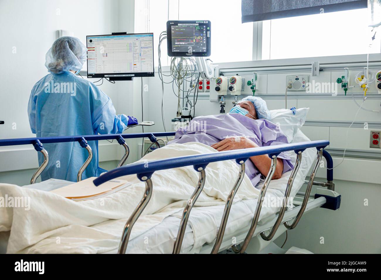 Skolnick surgical tower patient pre op operating room monitor hi-res ...