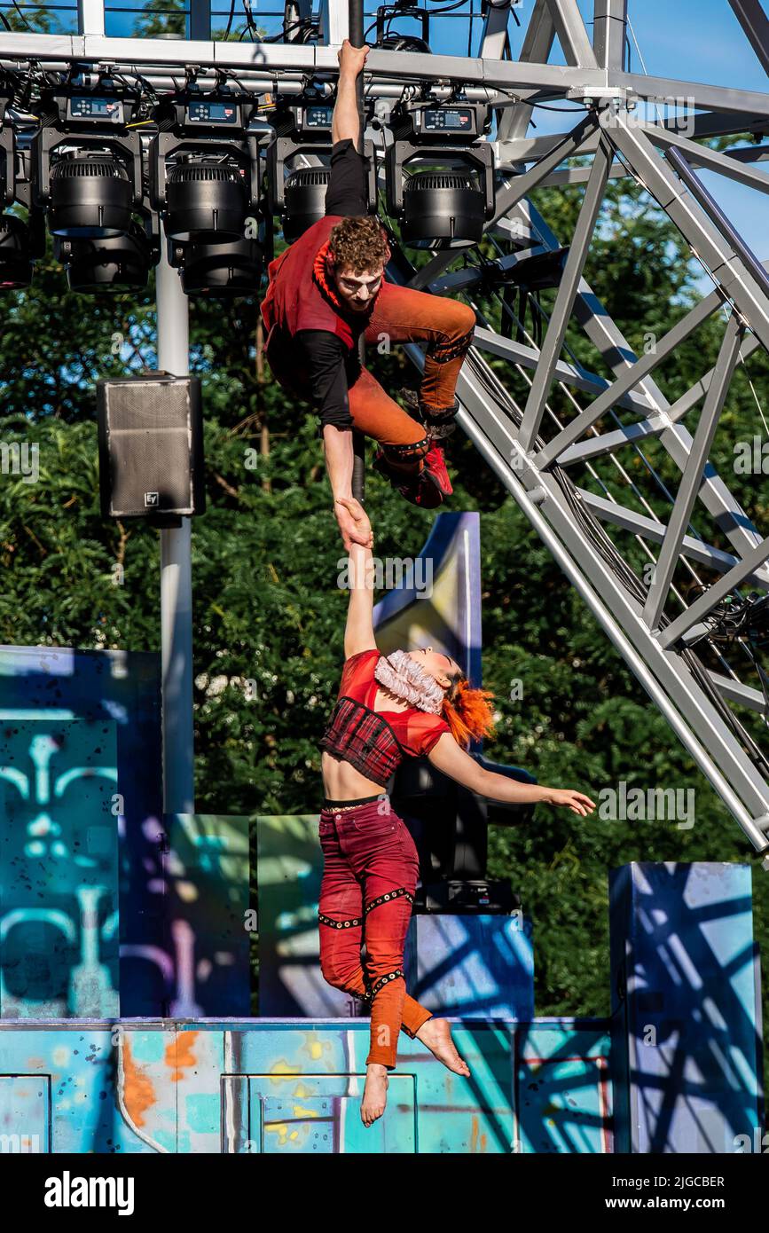 Montreal, Canada - July 9 2022: 3 Geants Cirque show in Completement ...