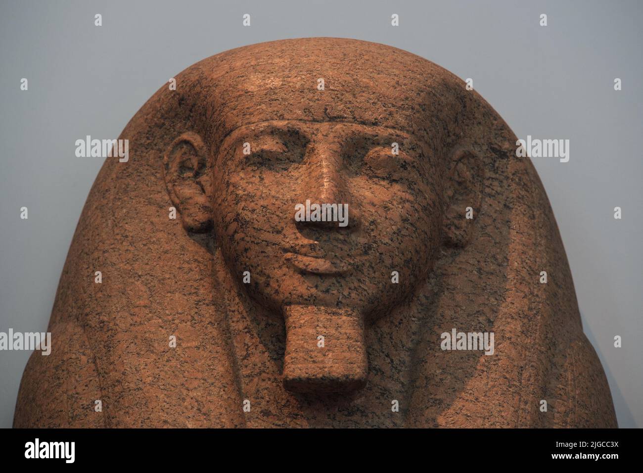 Egyptian statue at the British Museum Stock Photo - Alamy