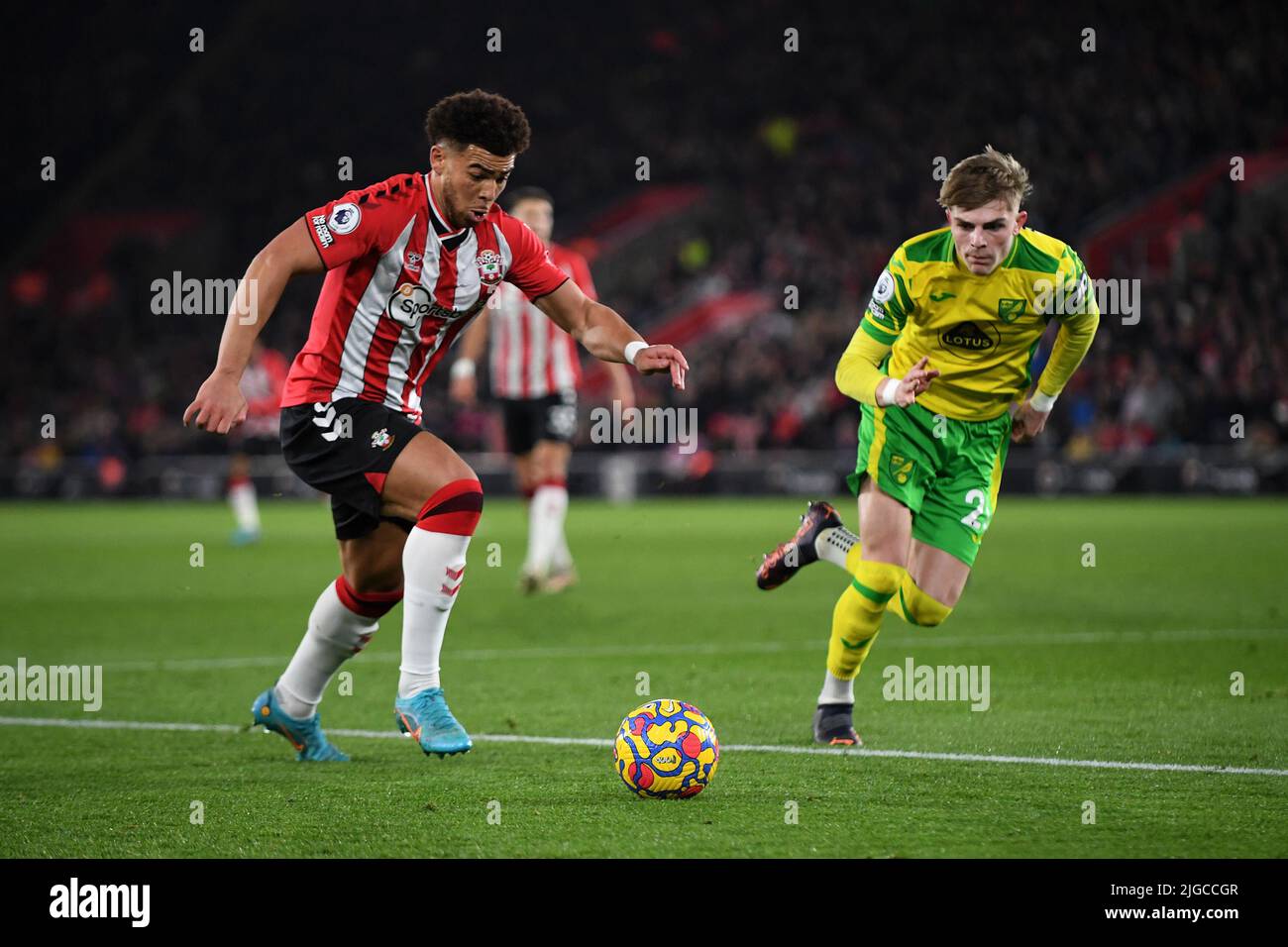 Che adams southampton 2022 hi-res stock photography and images - Alamy