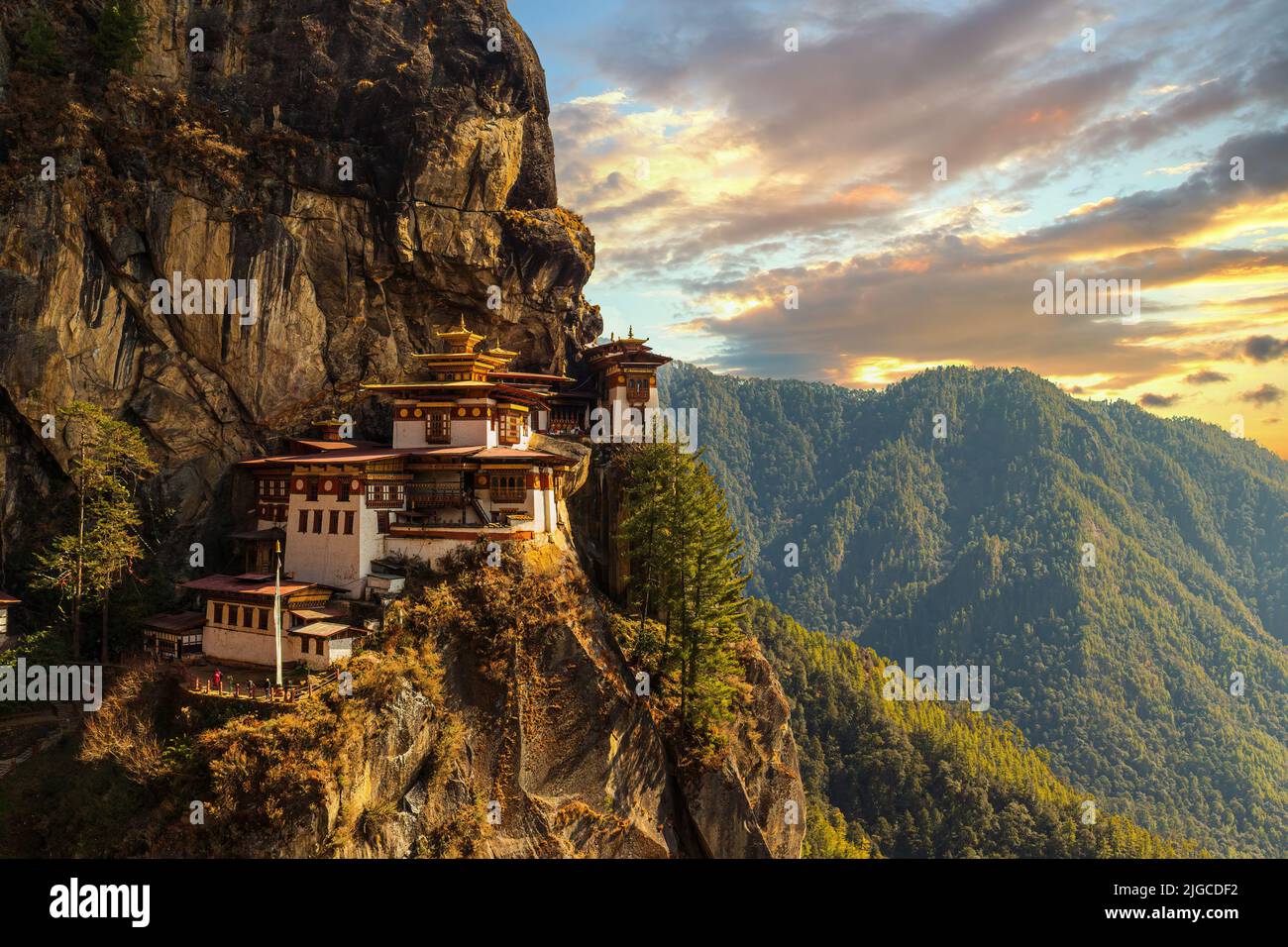 Paro Taktsang (Tiger Nest) in Upper Paro Valley, Bhutan Stock Photo - Alamy