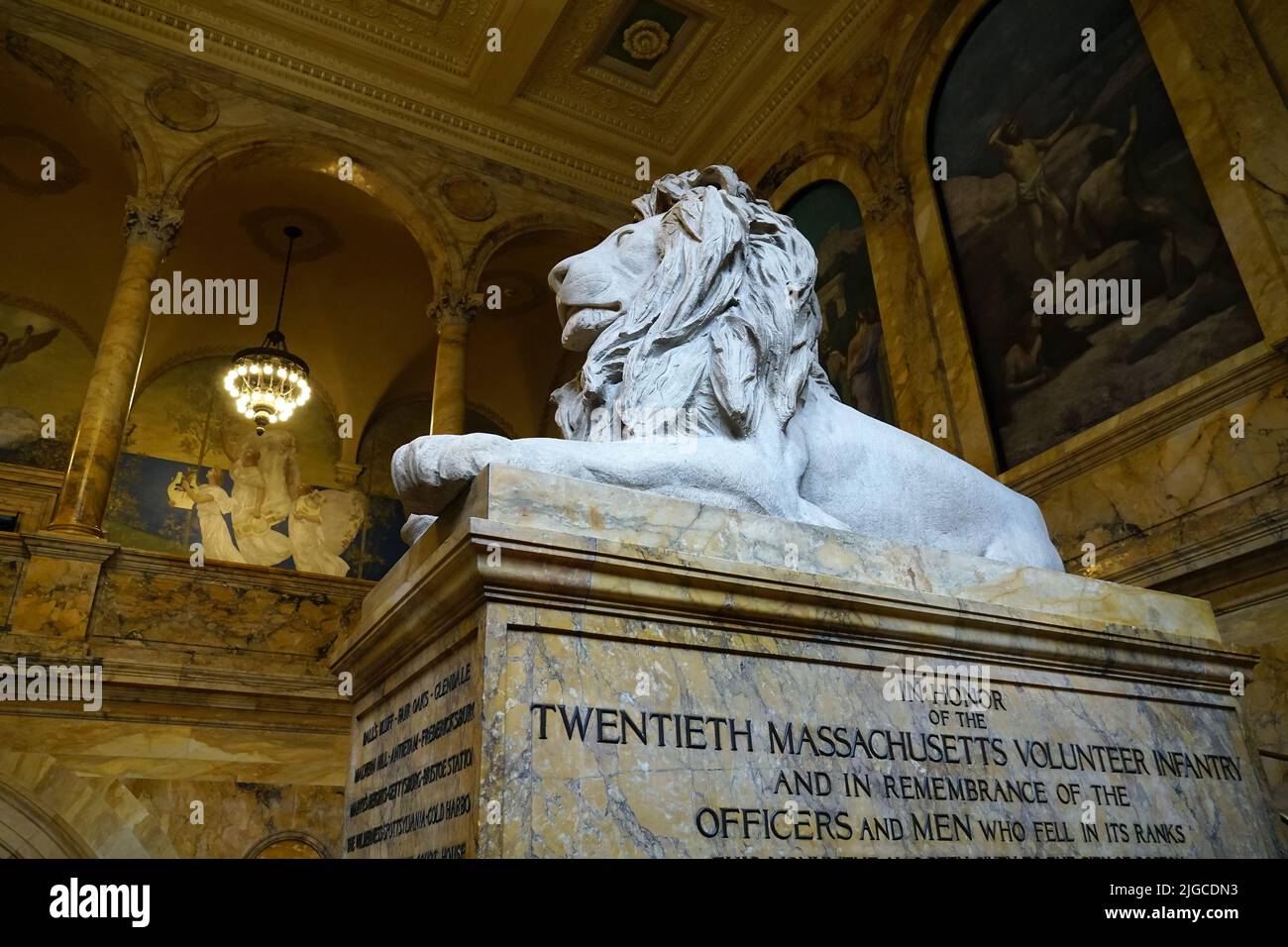 Boston public library statue hi-res stock photography and images - Alamy