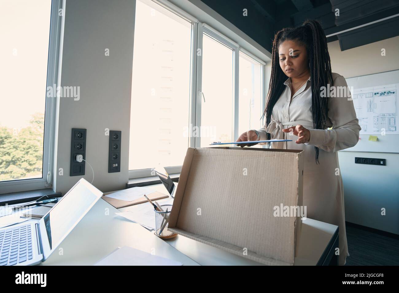 Modern corporate invoice hi-res stock photography and images - Alamy