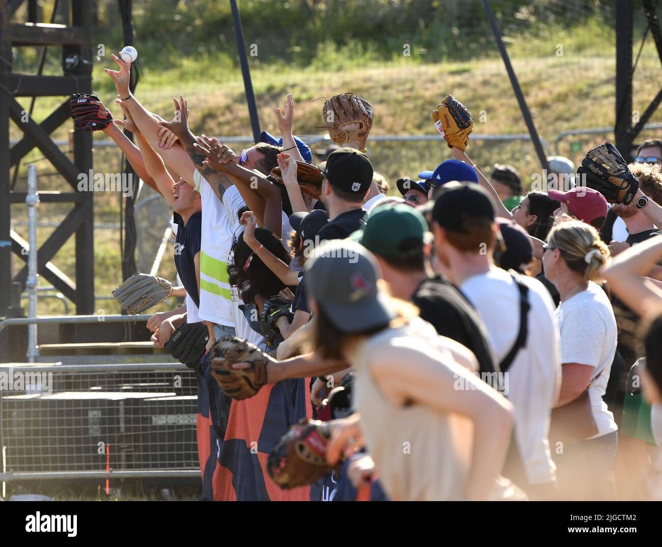 Home run derby spectators hi-res stock photography and images - Alamy