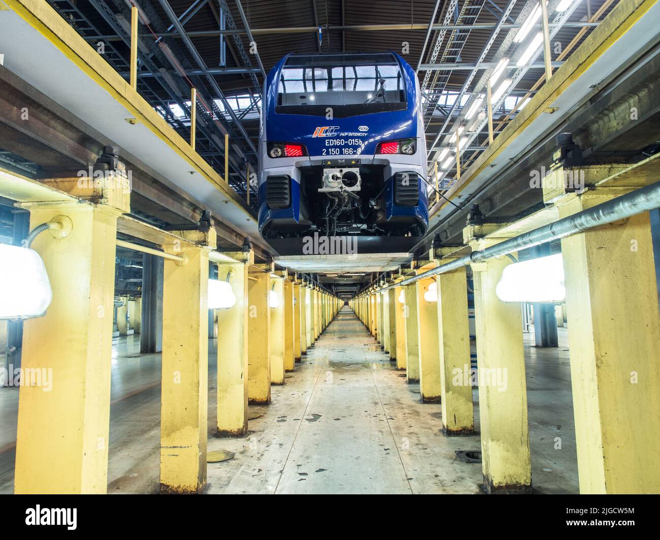 Transportation shunt repair hi-res stock photography and images - Alamy