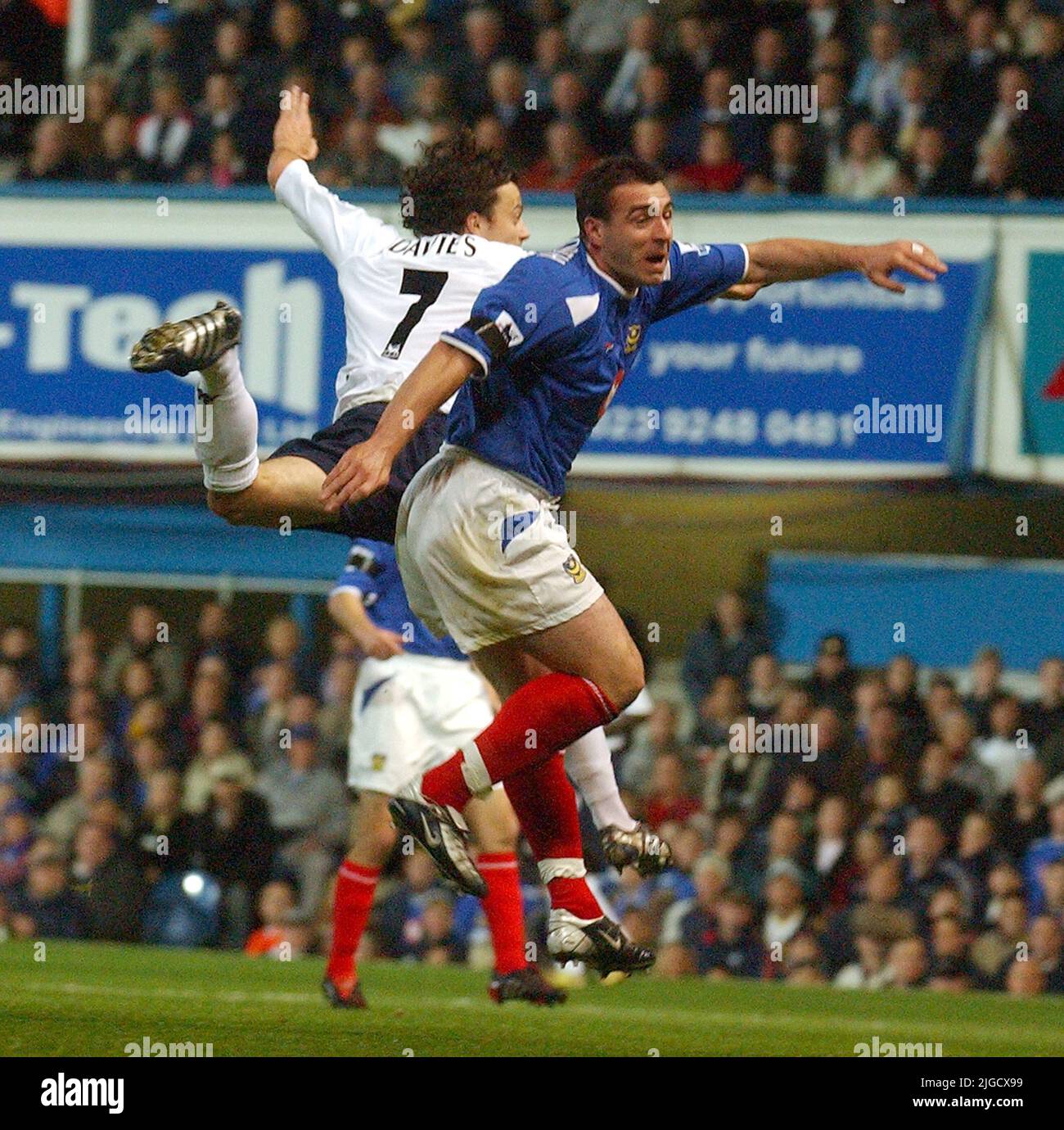 PORTSMOUTH V SPURS 18-10-04 DAVID UNSWORTH BATTLES WITH SIMON DAVIES ...