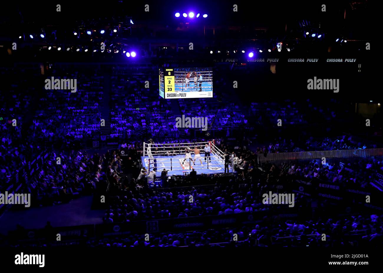 Derek Chisora (left) and Kubrat Pulev in the WBA International ...