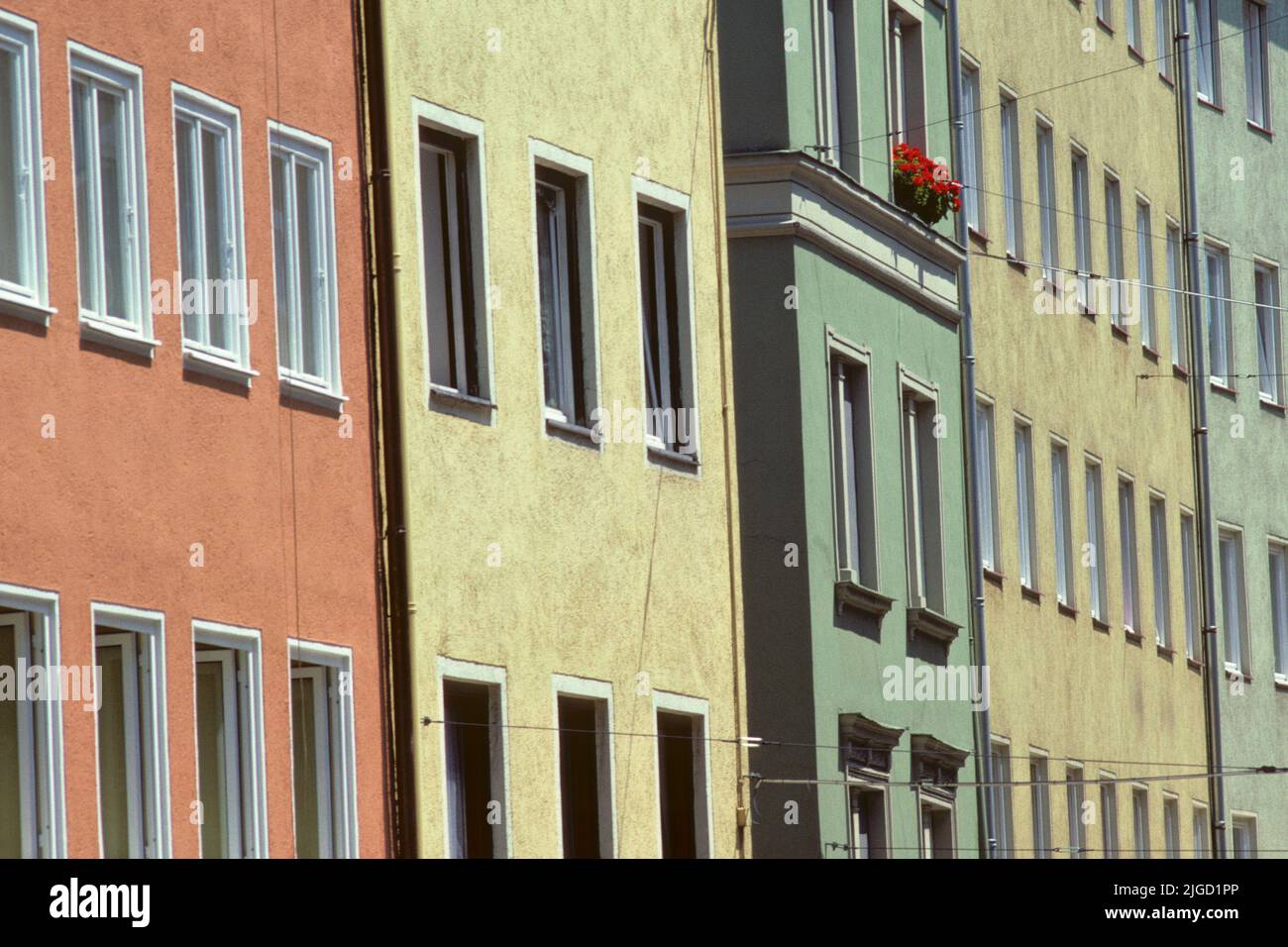 Residential buildings in munich hi-res stock photography and images - Alamy