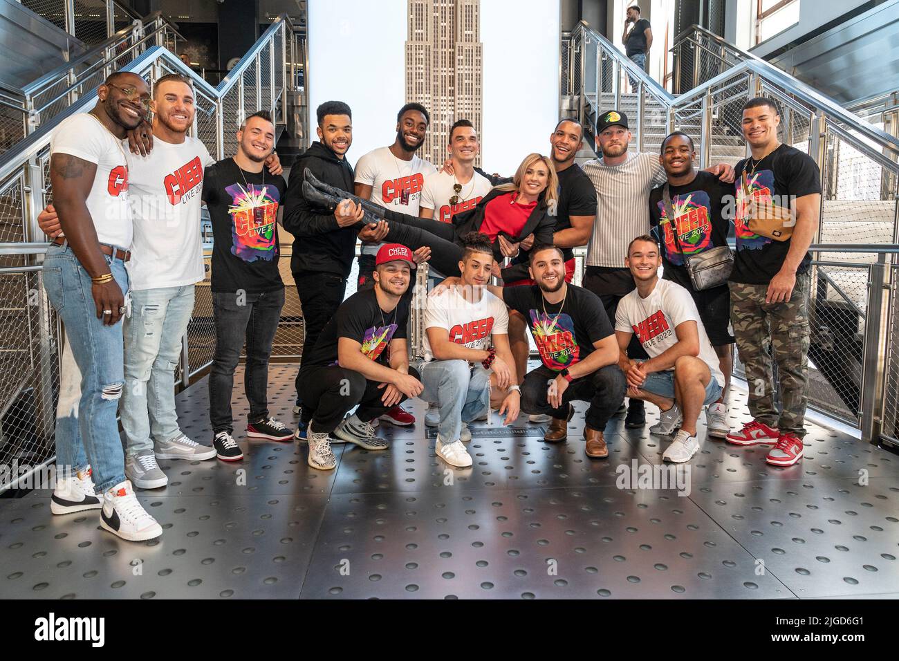 Male cast members hi-res stock photography and images - Alamy