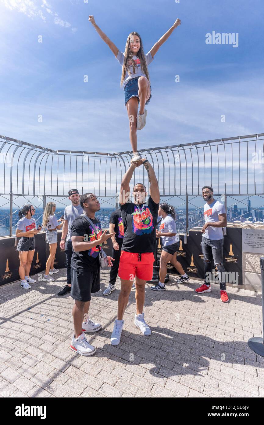 Morgan Simianer (on top) of the cast of Netflix Docuseries Cheer ...