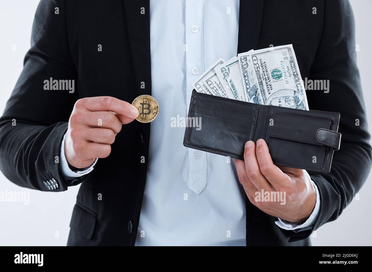 Wallet filled with money hi-res stock photography and images - Alamy