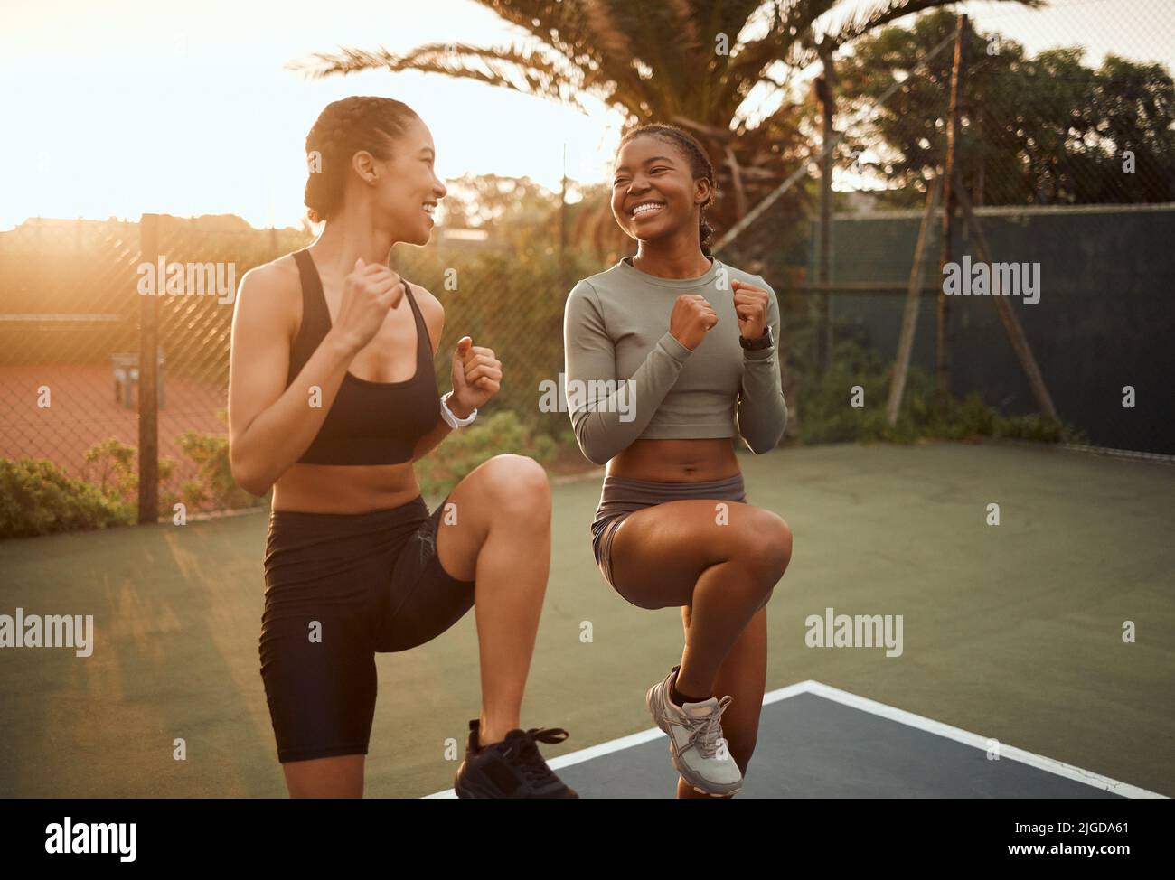 Two leg hi-res stock photography and images - Alamy