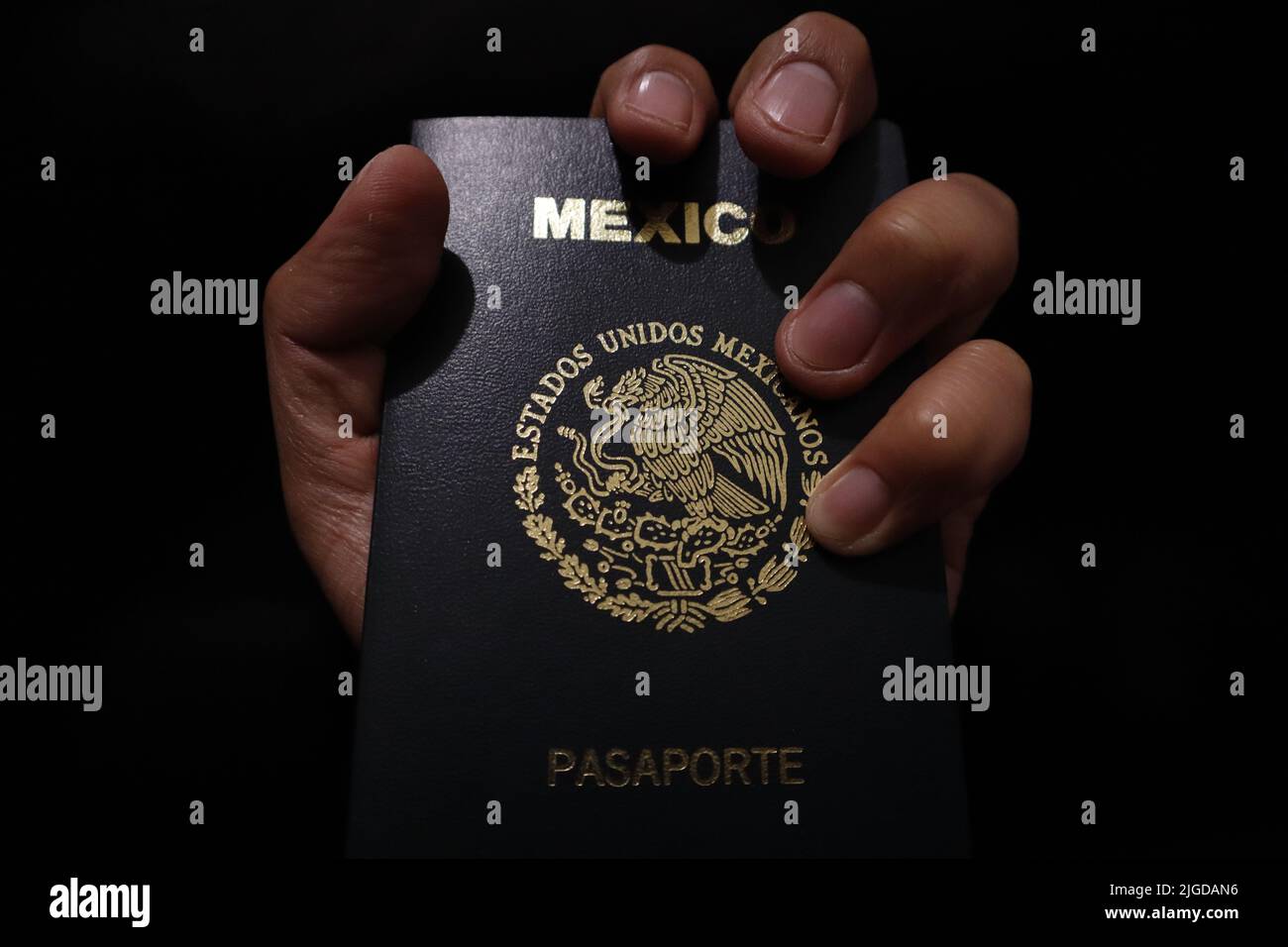 Mexican passport hi-res stock photography and images - Alamy