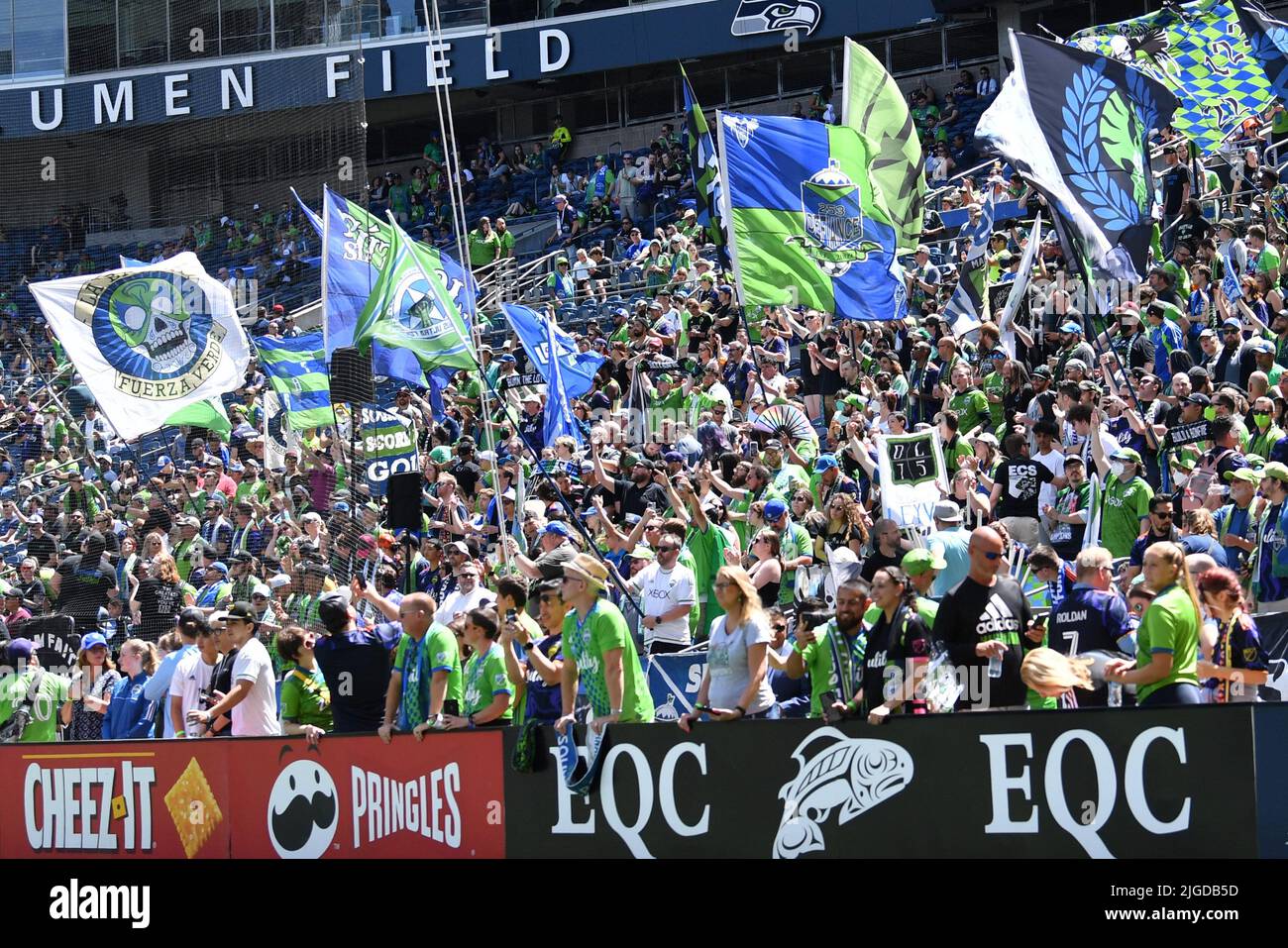 Match attendance hi-res stock photography and images - Alamy