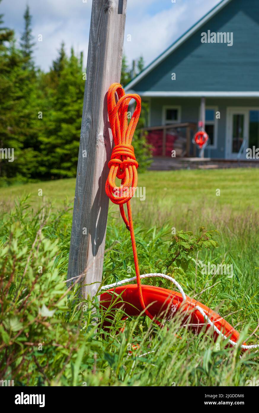 Kisbee ring canada hi-res stock photography and images - Alamy