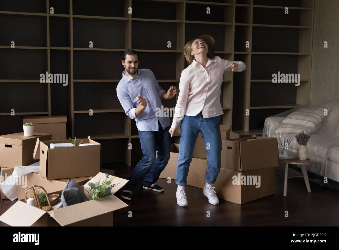 People man woman young couple hi-res stock photography and images - Alamy