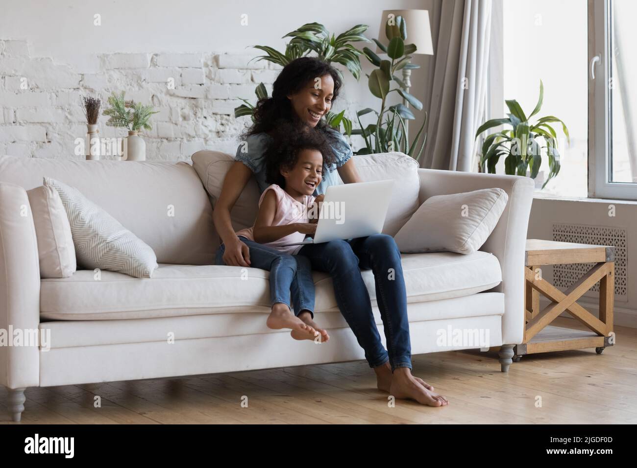 Parental preschool hi-res stock photography and images - Alamy