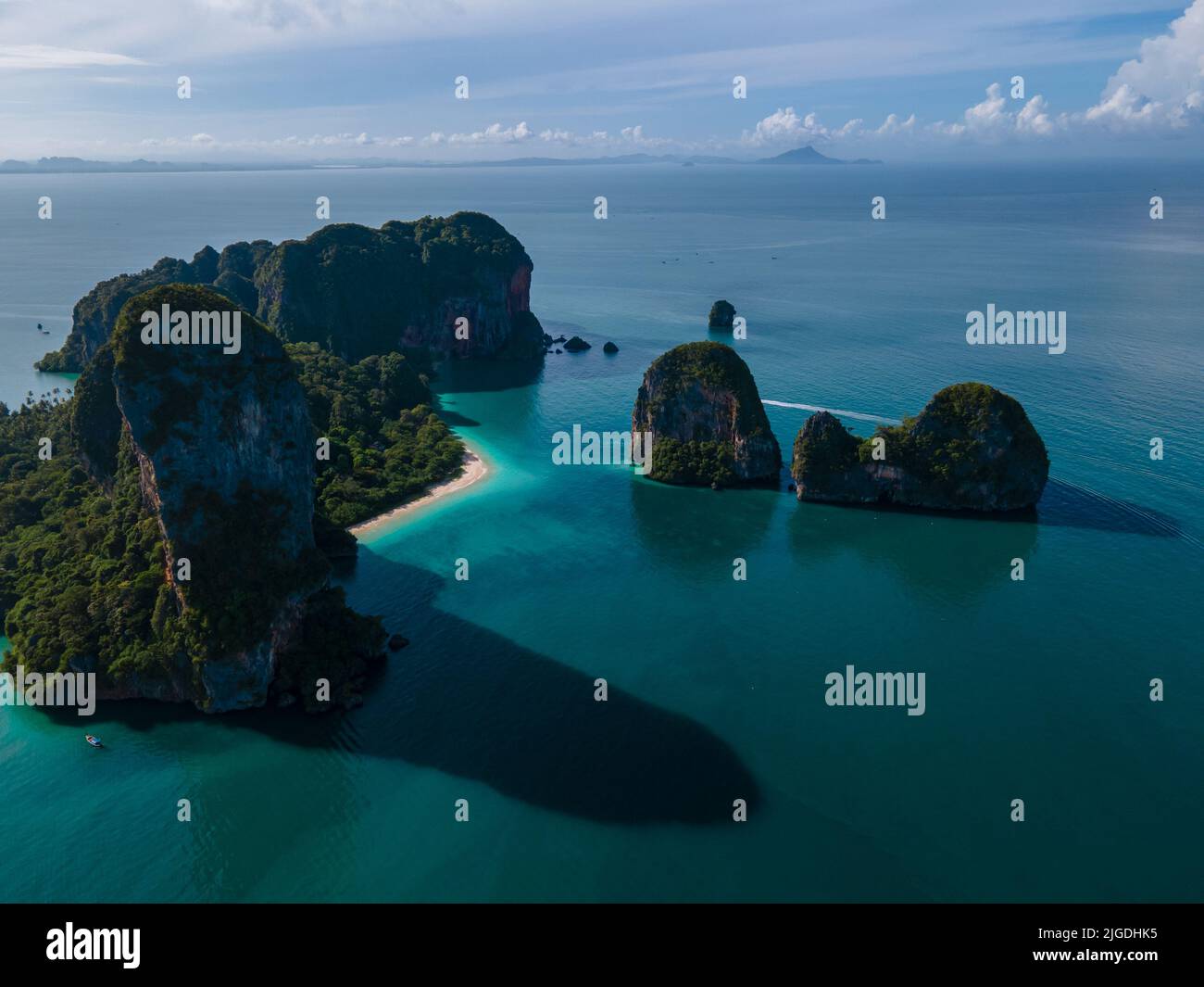Railay Beach Krabi Thailand, the tropical beach of Railay Krabi ...
