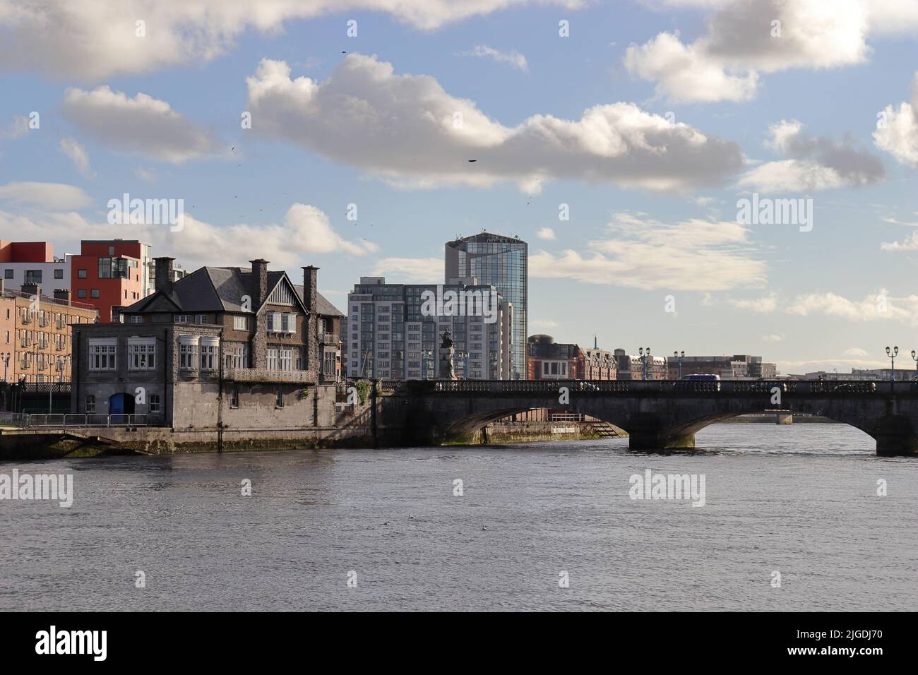 Shannon view hi-res stock photography and images - Alamy