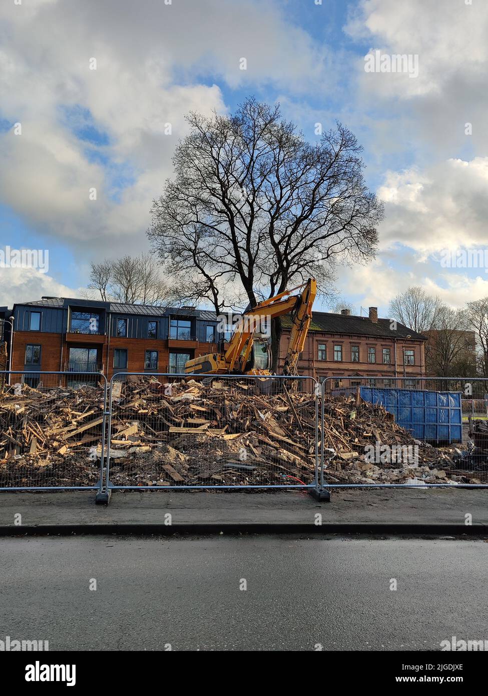 Demolition vehicle hi-res stock photography and images - Alamy