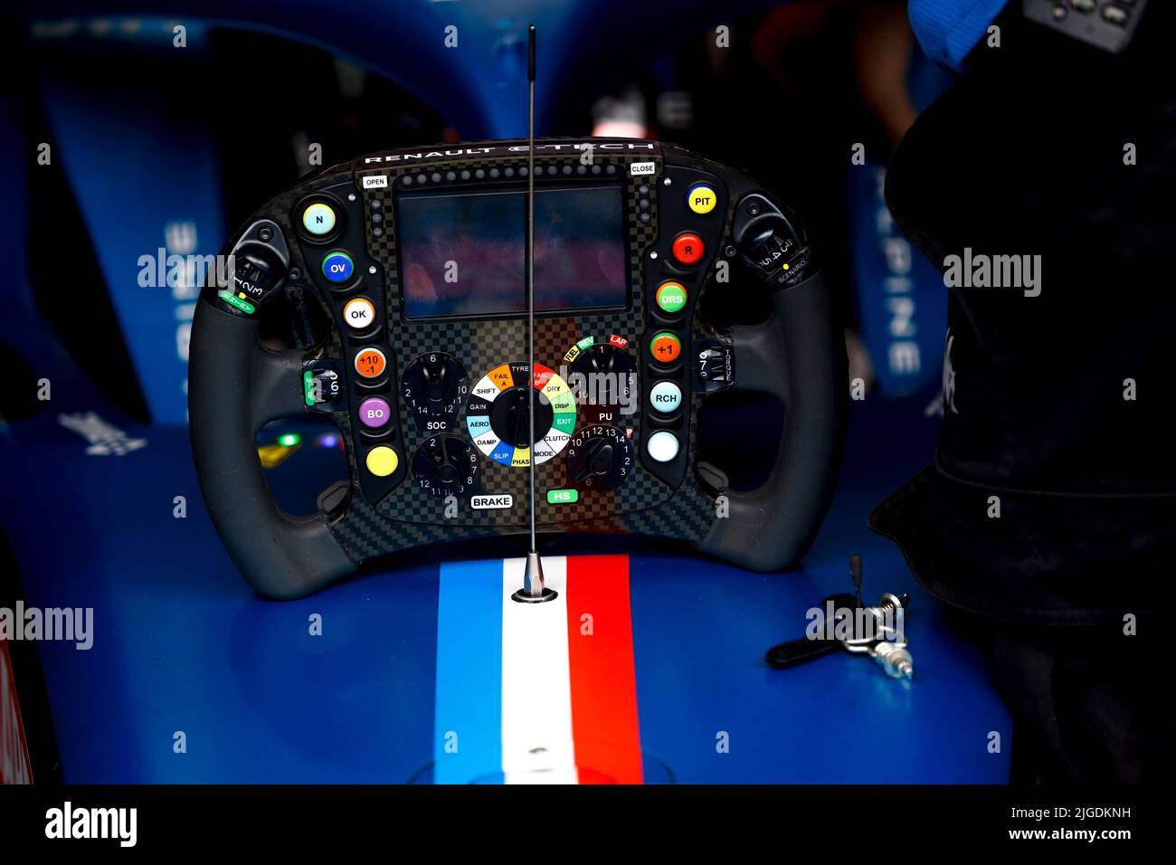 steering wheel, volant, Alpine F1 Team A522, mechanical detail during ...