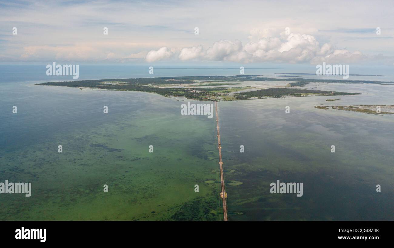 Islands in the north of Sri Lanka connected by a road. Jaffna Stock ...