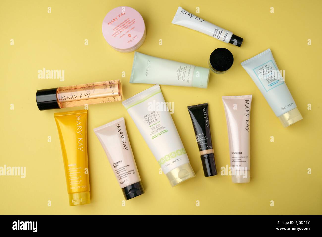 Mary Kay Cosmetics Logo 2022