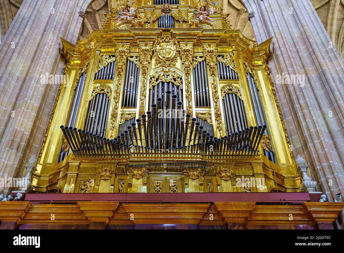 Impressive musical organ of the Gothic cathedral of Segovia in Spain ...
