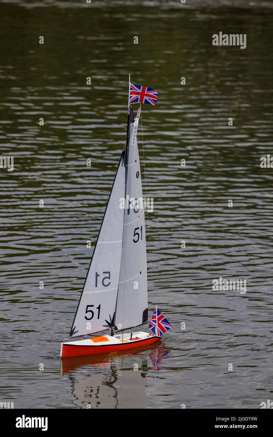Model yachts hi-res stock photography and images - Alamy