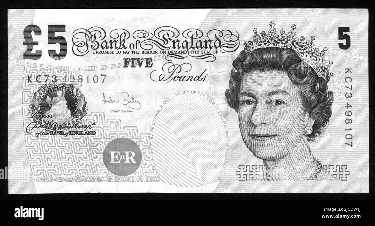 5 pounds note Black and White Stock Photos & Images - Alamy