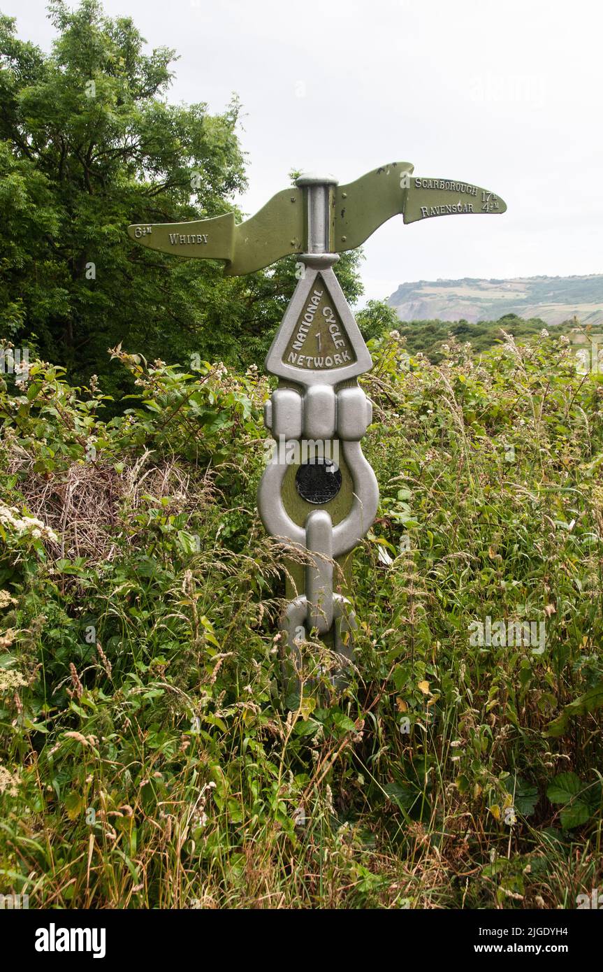 Around the UK - Sustrans Finger Post on Route No. 1, Cleveland Way ...