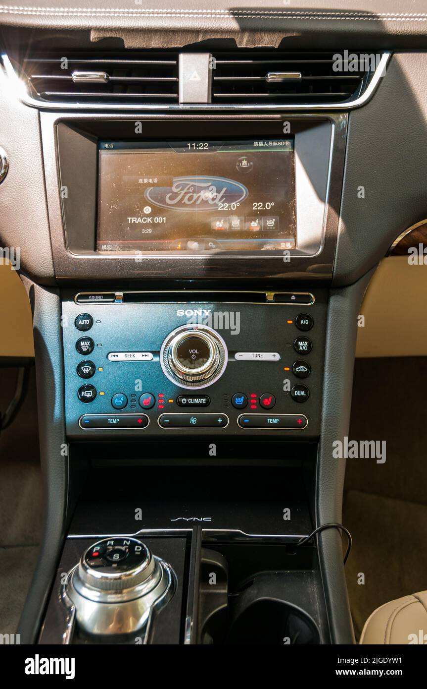 Ford fusion interior hi-res stock photography and images - Alamy