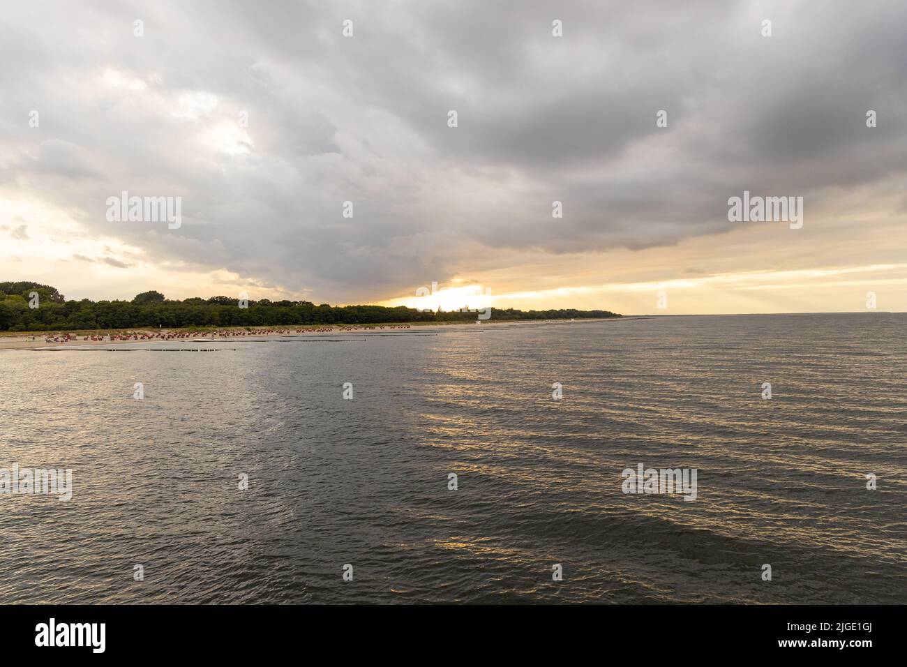 The view from the new pier in Koserow towards Zempin/Zinnowitz in the ...