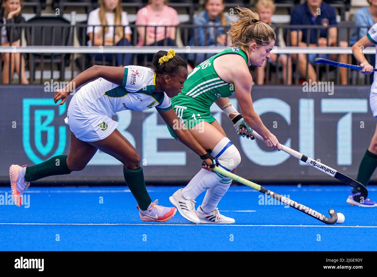 AMSTELVEEN, NETHERLANDS - JULY 10: Edith Molikoe of South Africa, Sarah ...