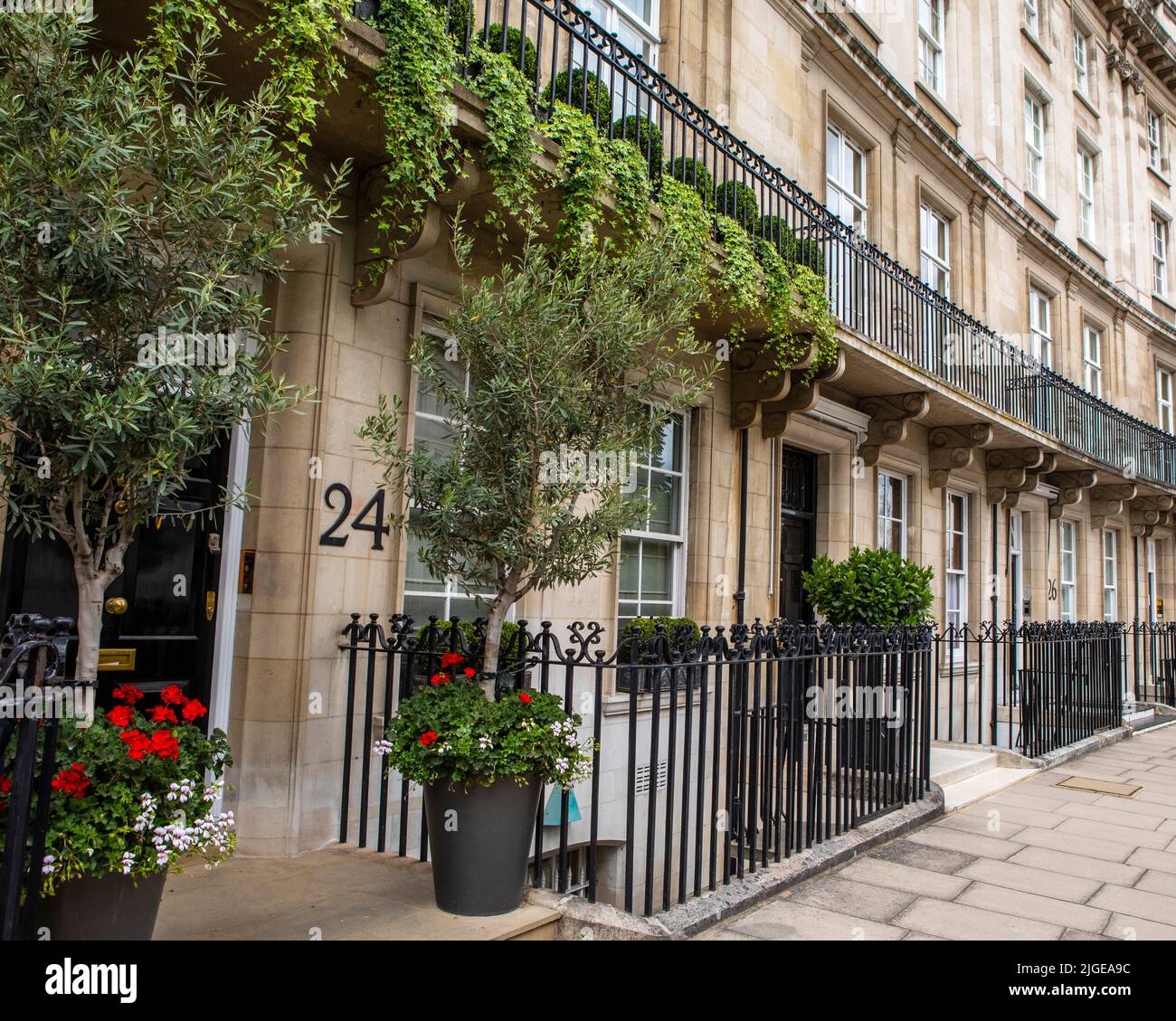London, UK - August 12th 2021: Stunning Georgian terrace properties on ...