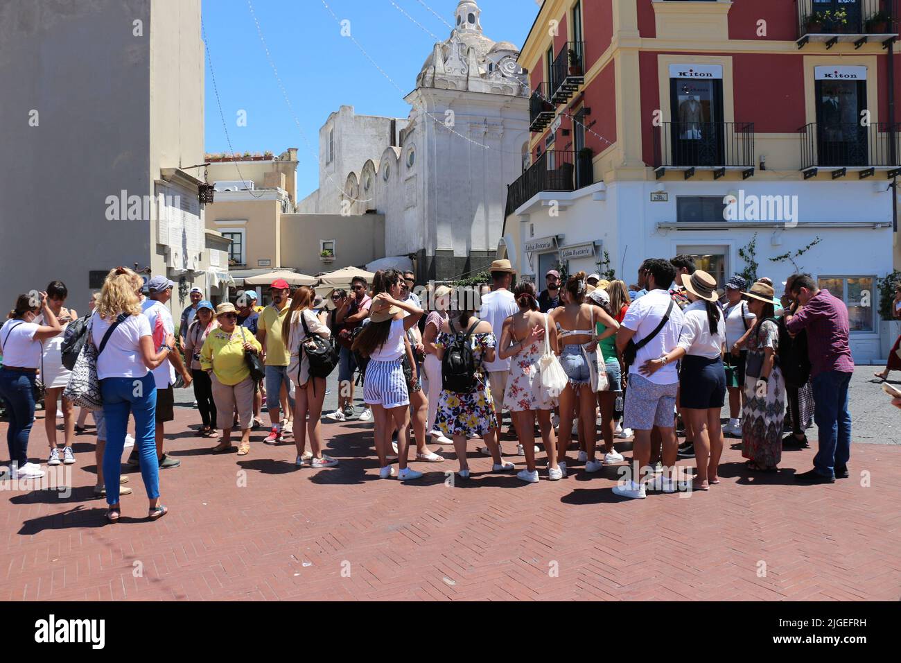 Summer in Capri island (Italy): tourists stroll in famous Piazzetta ...