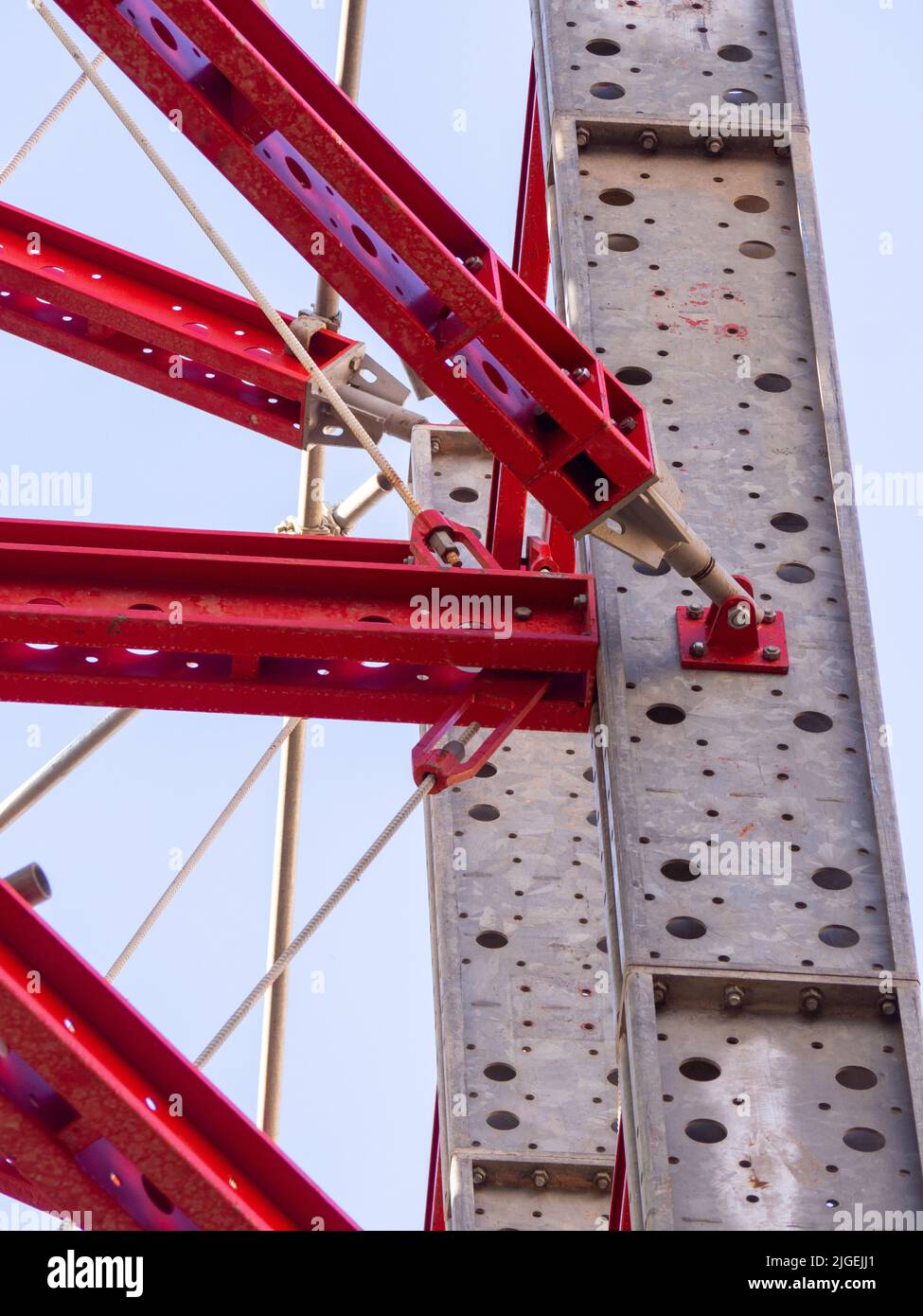 Rivets steel columns hi-res stock photography and images - Alamy