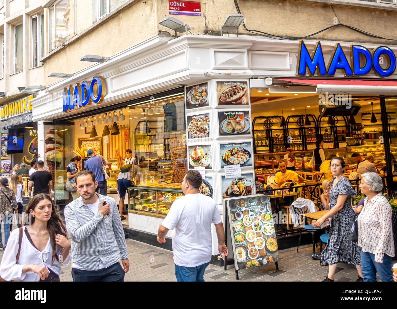 Beyoğlu Mado - restaurant in İstiklal street in Beyoglu, İstanbul ...
