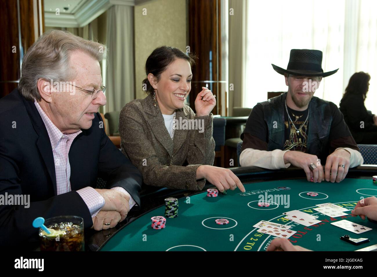 America's Got Talent Winner Kevin Skinner plays blackjack with runer up ...