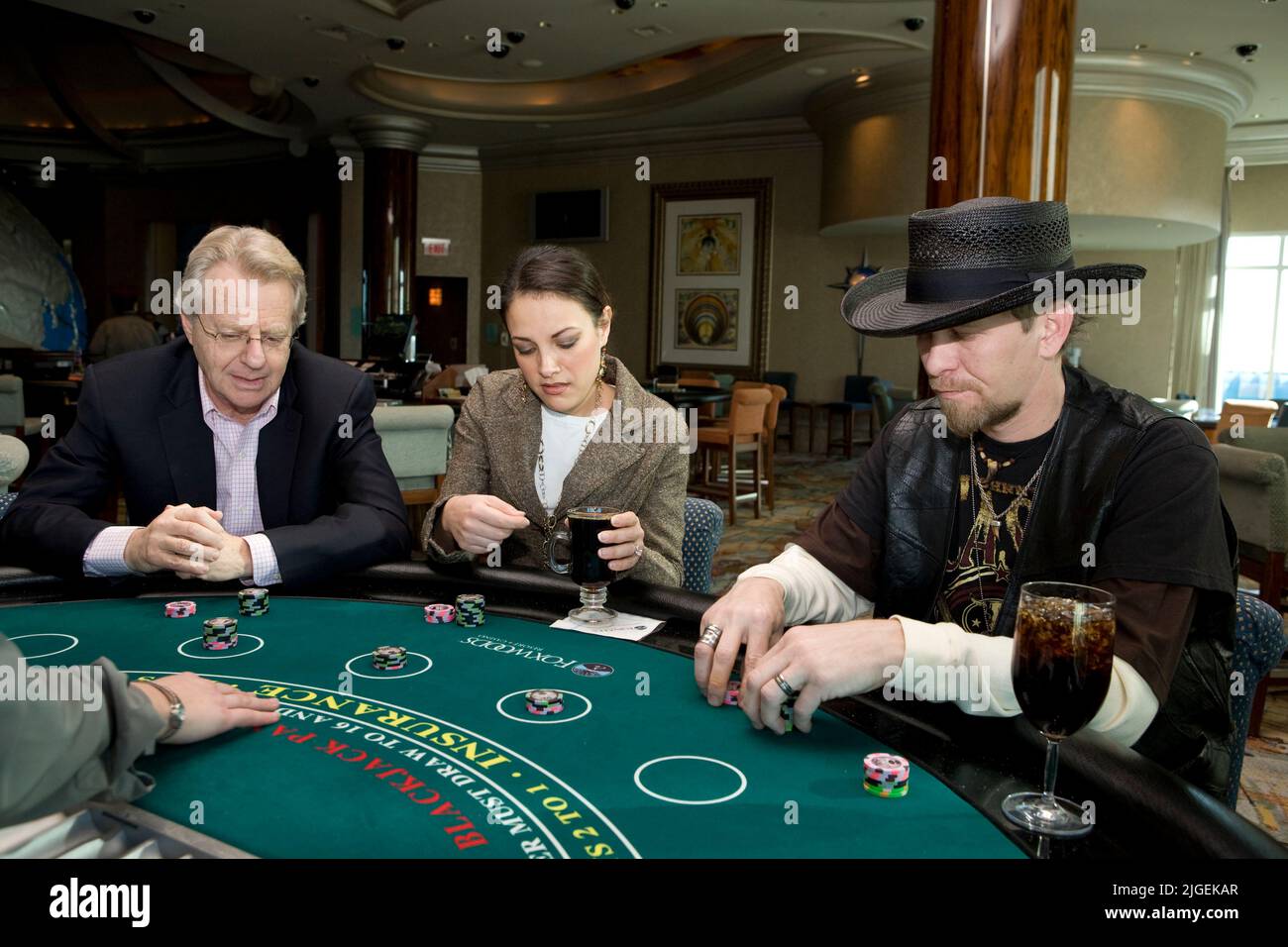 America's Got Talent Winner Kevin Skinner plays blackjack with runer up ...