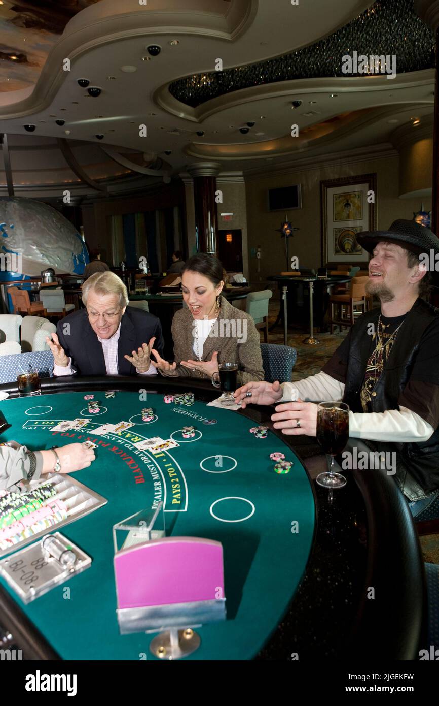America's Got Talent Winner Kevin Skinner plays blackjack with runer up ...