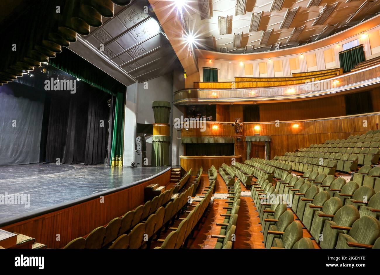 Image theater balcony parterre bed stage spotlight Stock Photo - Alamy