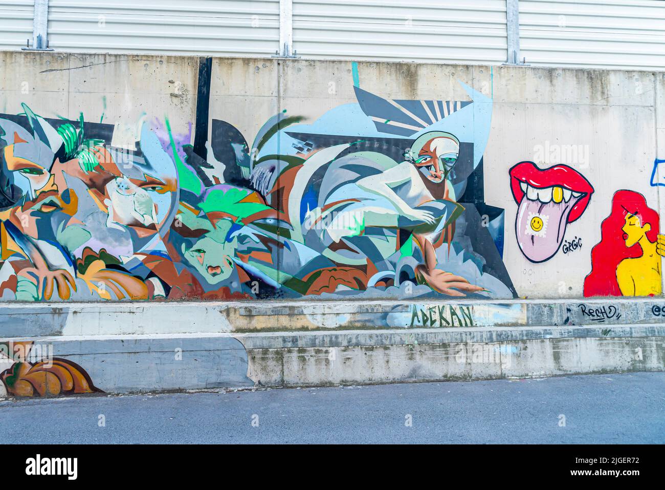Murals in Istanbul. Street art, mural in Kadiköy district of Istanbul ...