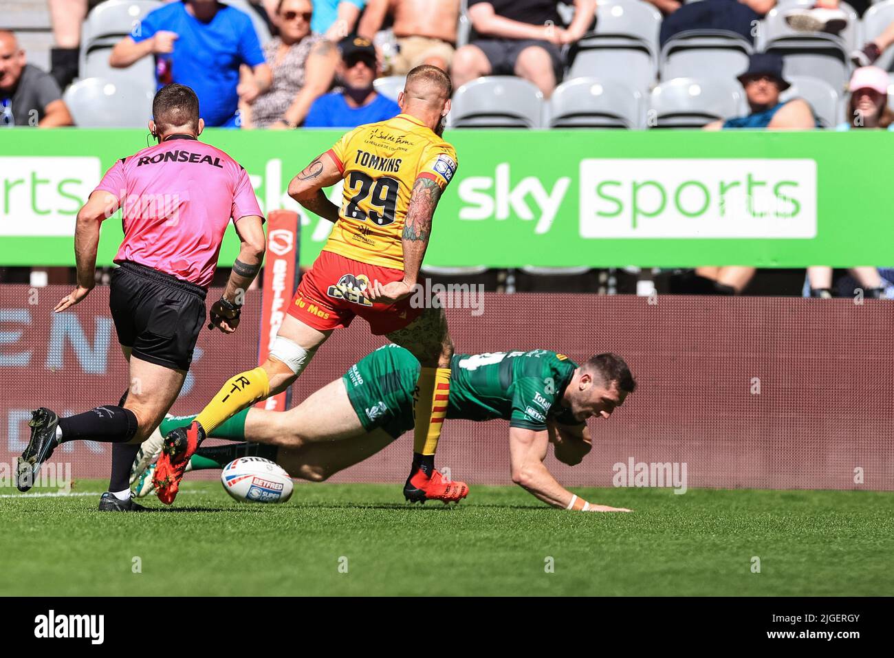 Jack darbyshire hi-res stock photography and images - Alamy