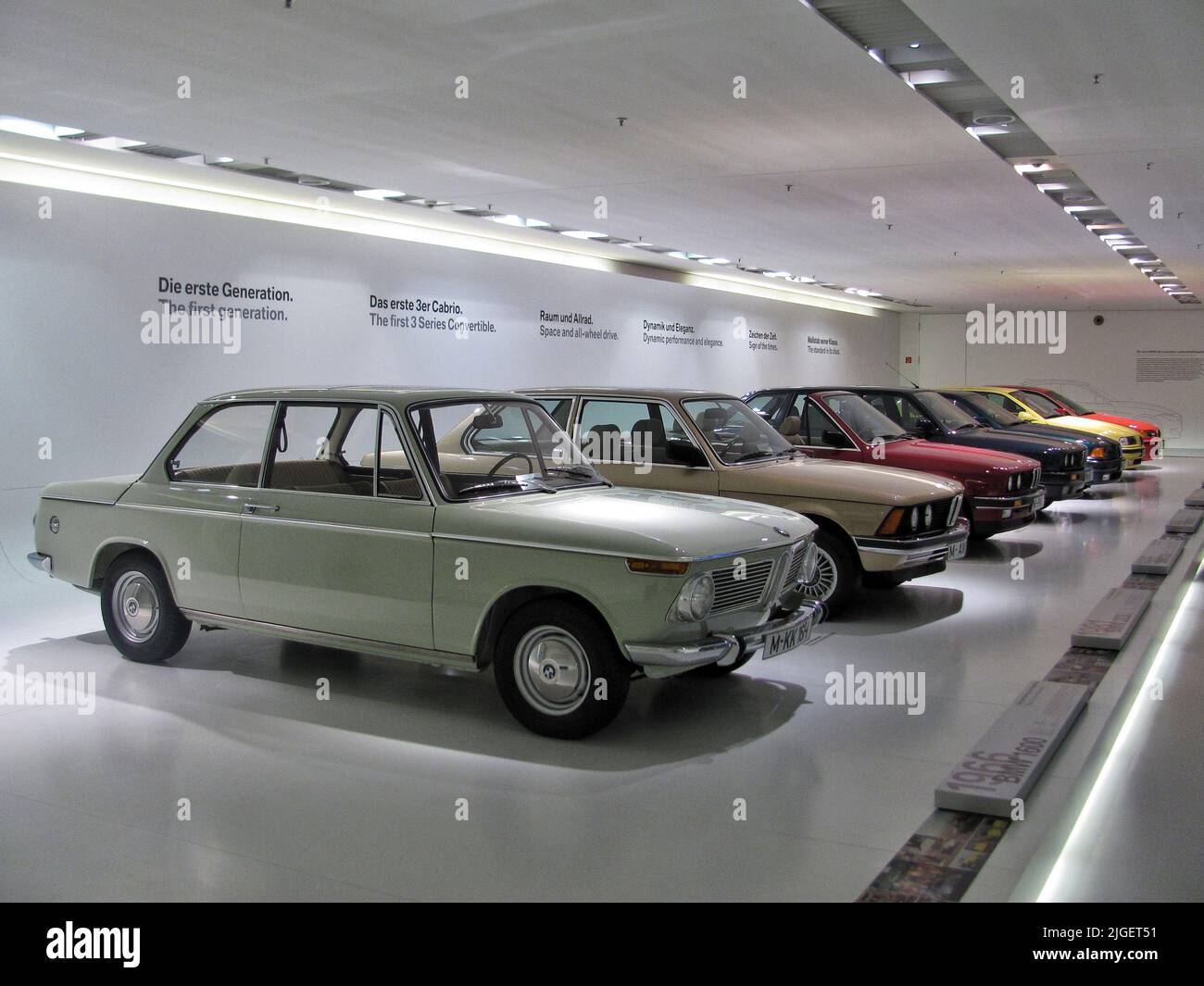 Bmw 700 series hi-res stock photography and images - Alamy