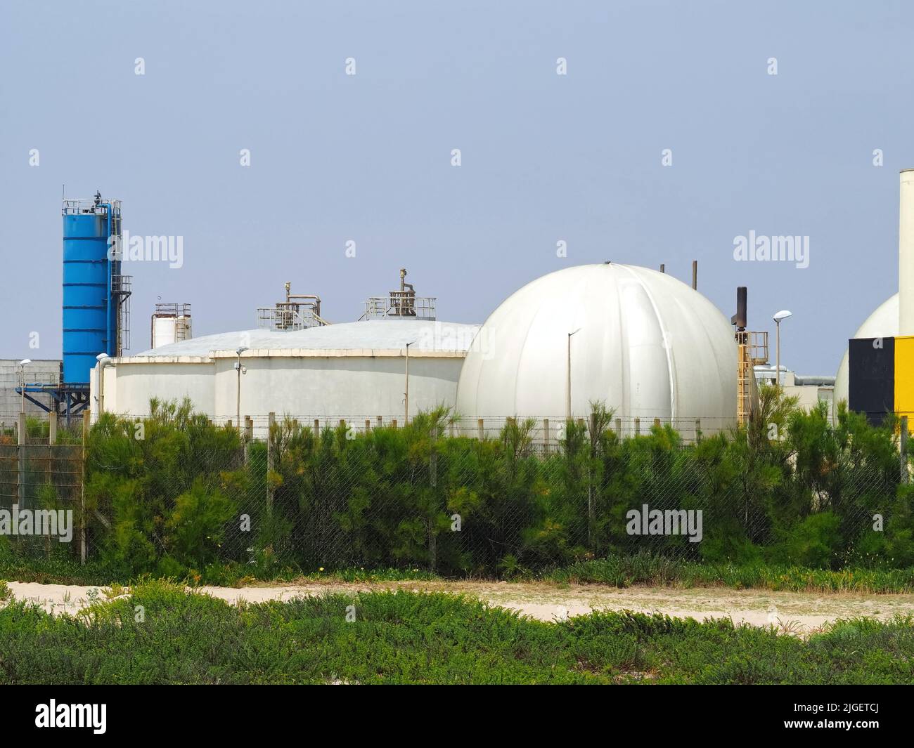 Rich poor world war hi-res stock photography and images - Alamy