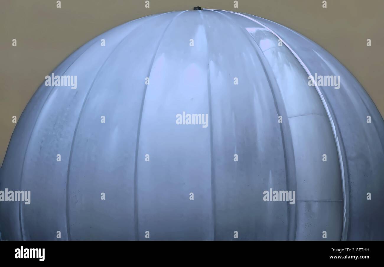 Liquifies gas tank supply power Stock Photo - Alamy