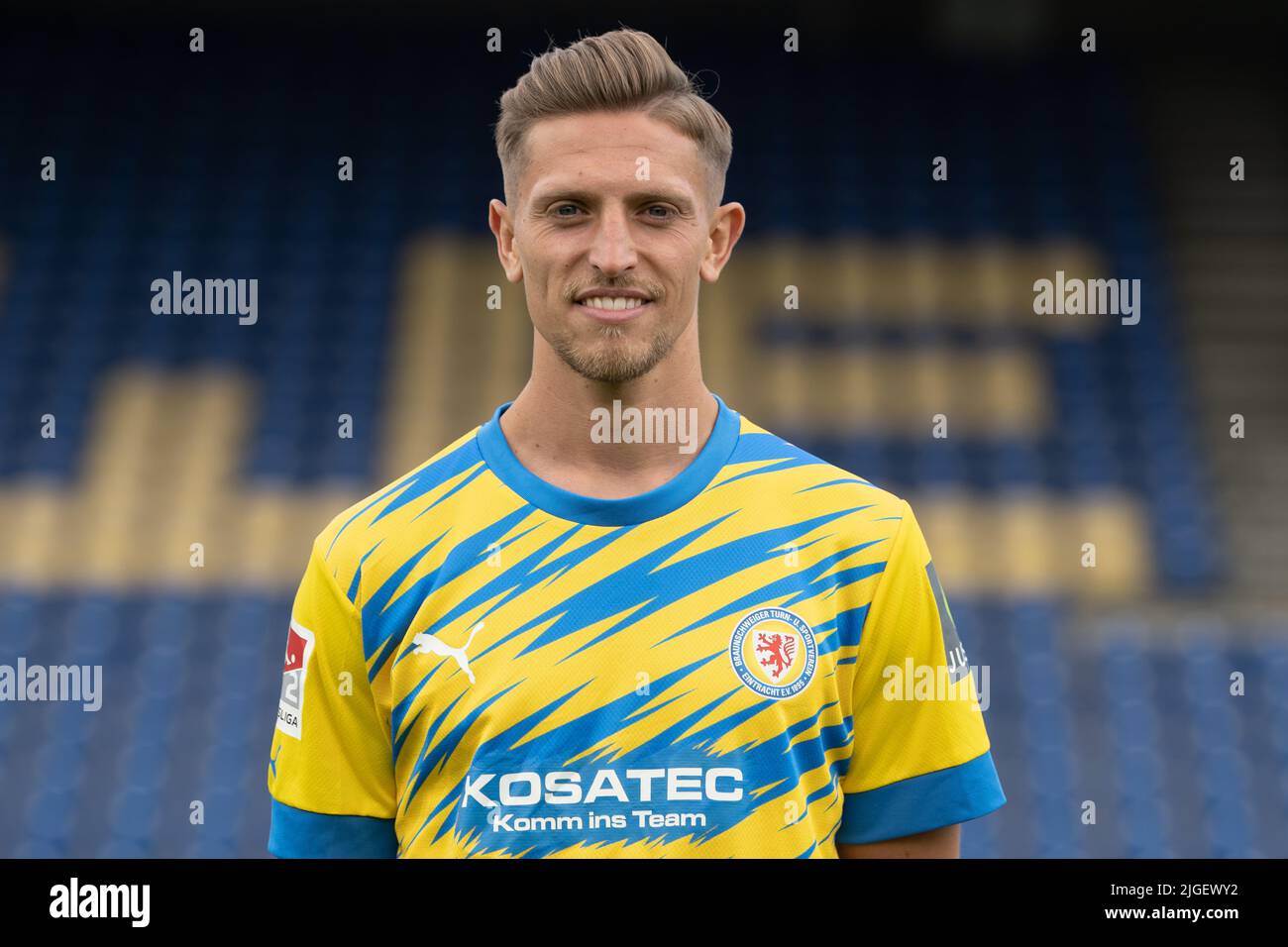 Jan hendrik marx eintracht braunschweig hi-res stock photography and ...