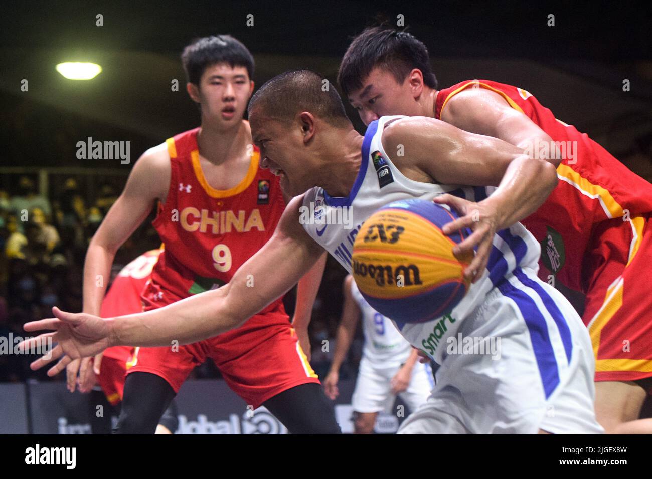 Singapore. 10th July, 2022. Almond Vosotros (C) of the Philippines ...
