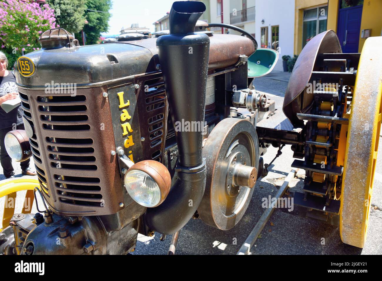 Cadoneghe, Veneto, Italy. The threshing feast. Old farm tractors ...